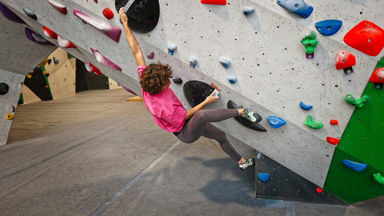Heelhook & Toehook: So geht richtig Hooken beim Bouldern | outdoor ...