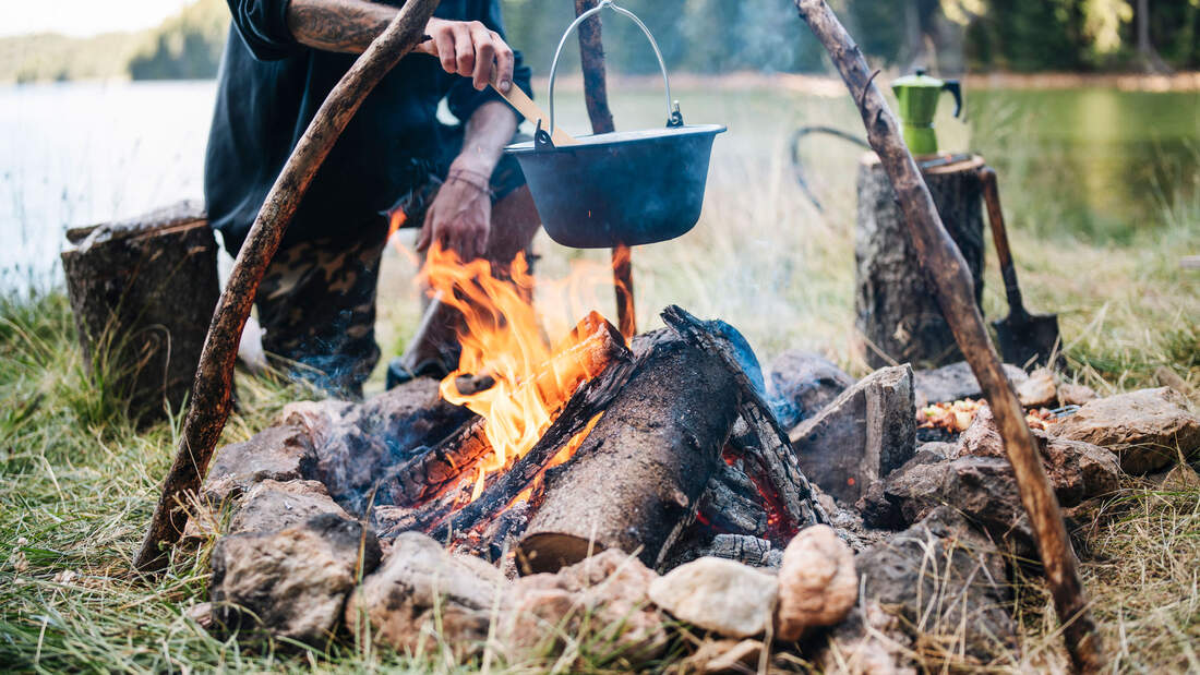 Kochen Auf Dem Lagerfeuer