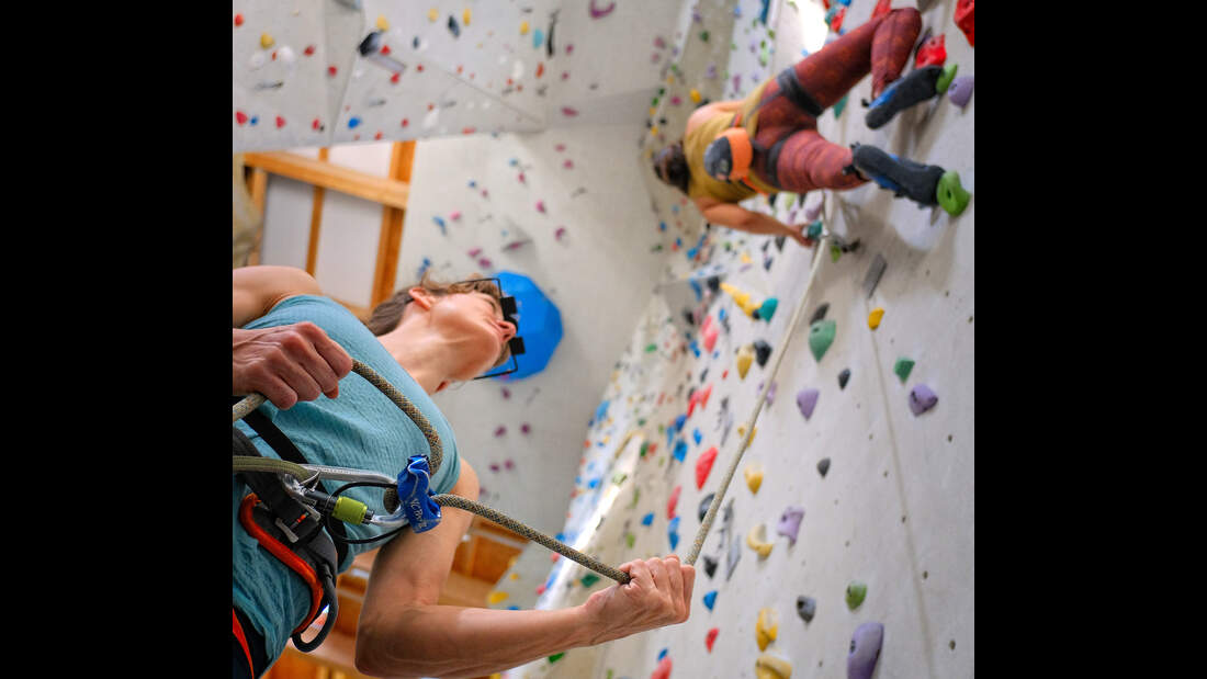 Im Vorstieg klettern: so geht's | outdoor-magazin.com