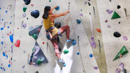 Im Vorstieg klettern: so geht's | outdoor-magazin.com