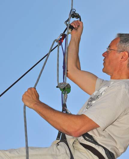 Aufstieg am Seil - Knowhow für hohe Wände